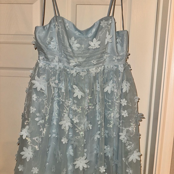 Windsor | Dresses | Windsor Light Blue Dress With Delicate Straps ...